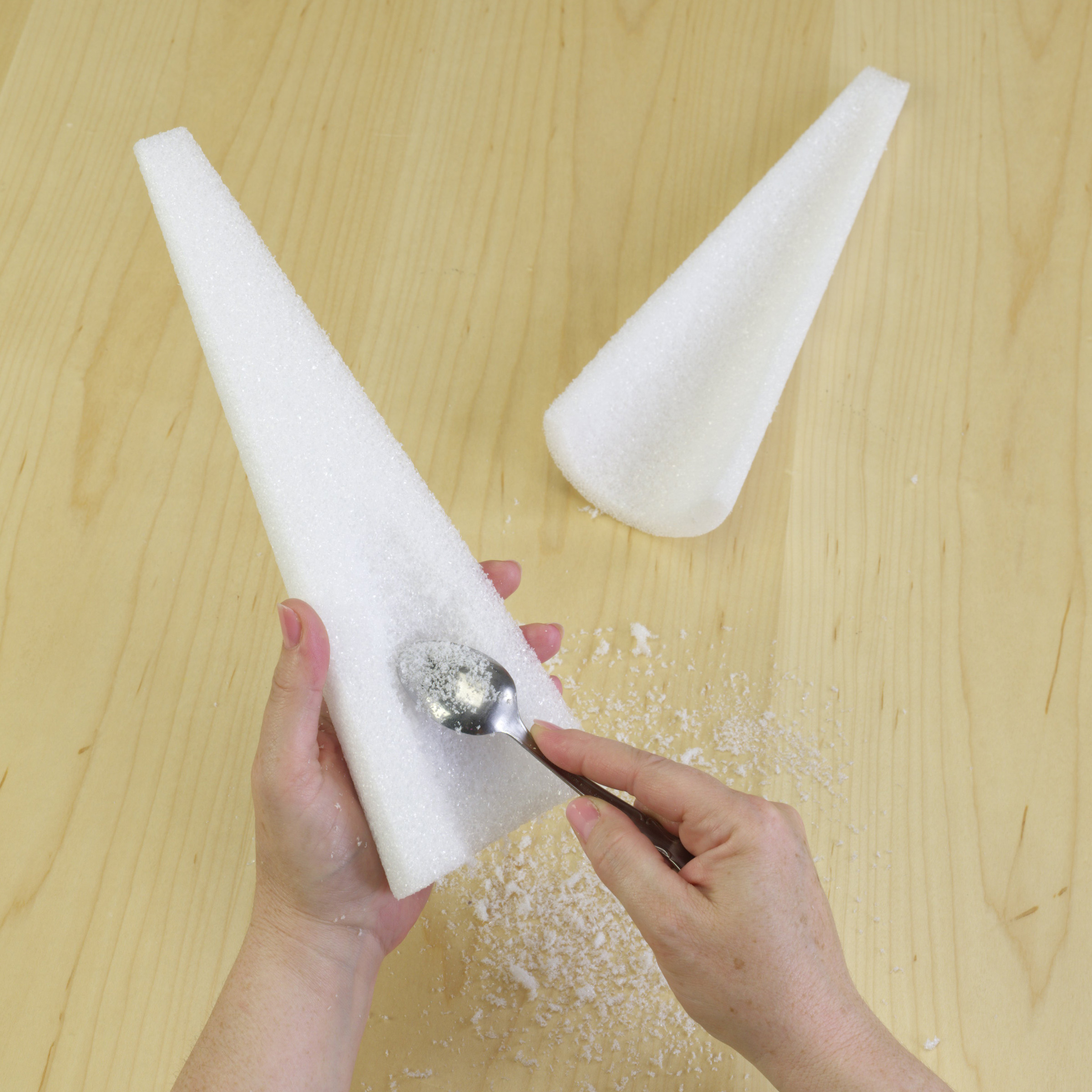 Hollow Star Cut-Out Cones - FloraCraft