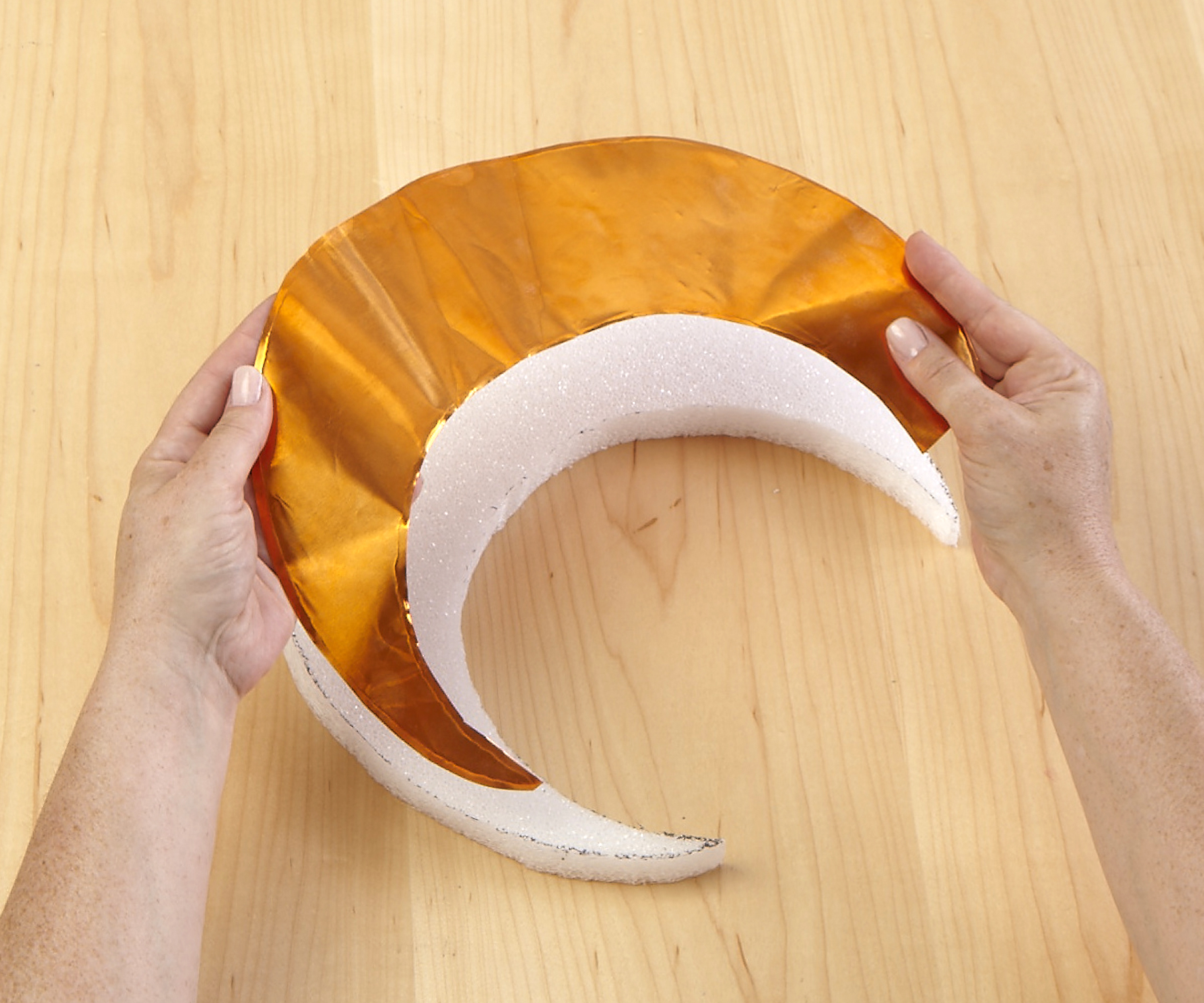 Witch Hat & Moon Wall Art - FloraCraft