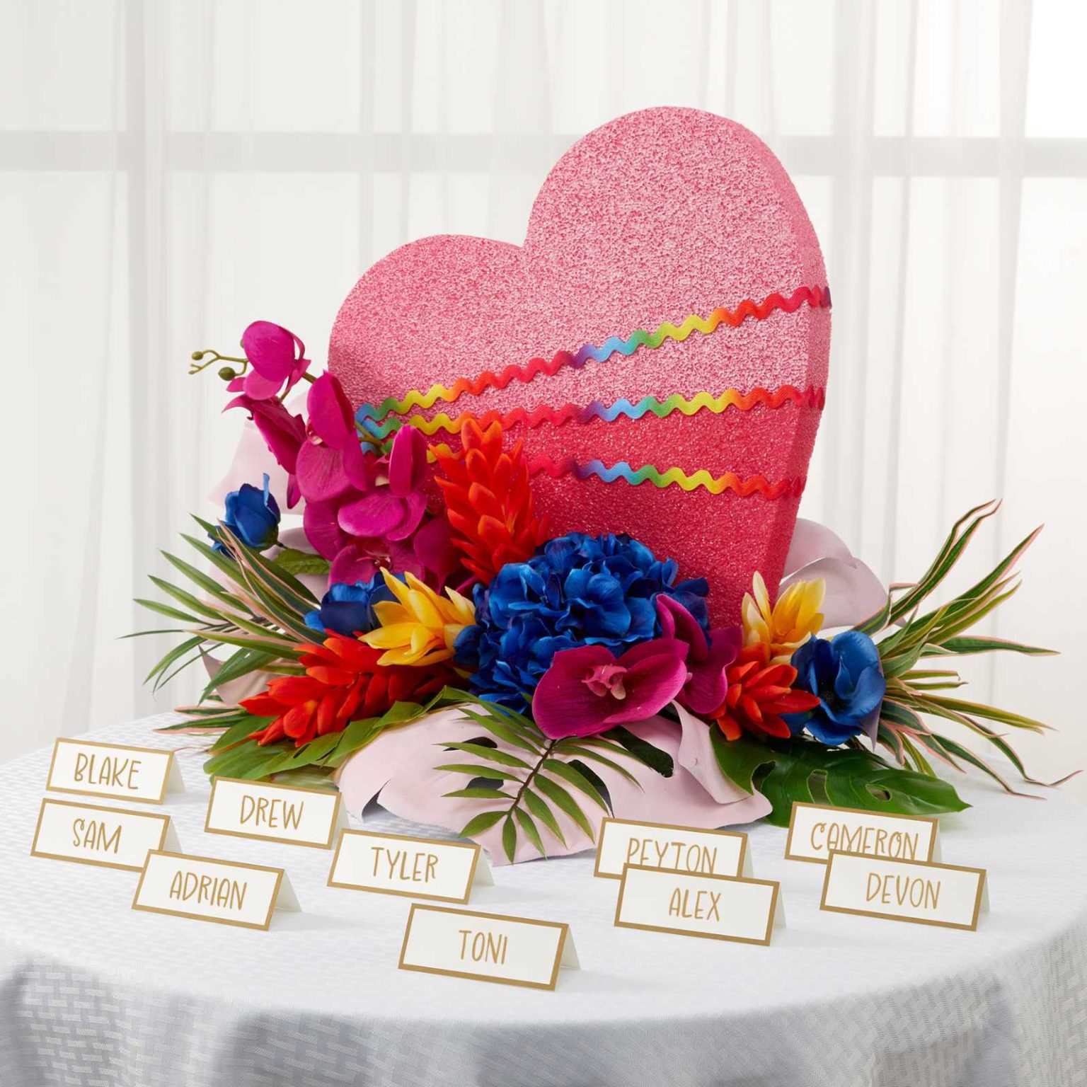 Rainbow Heart Centerpiece - FloraCraft